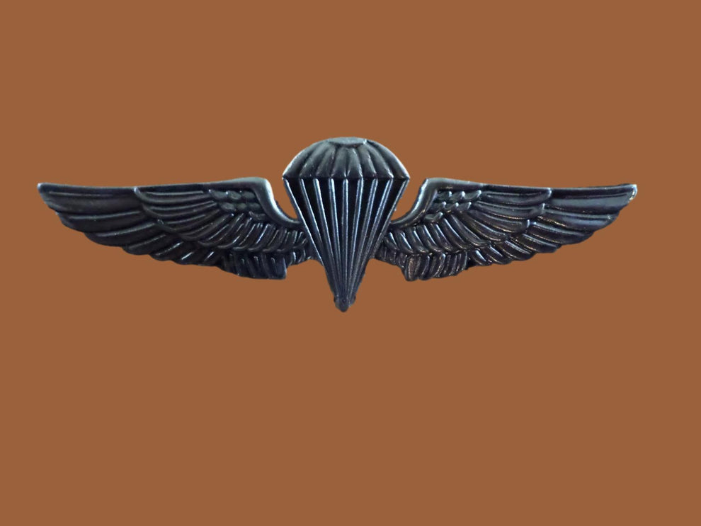 U.S MILITARY MARINE CORPS PARATROOPER JUMP WINGS PIN – Clay's Military
