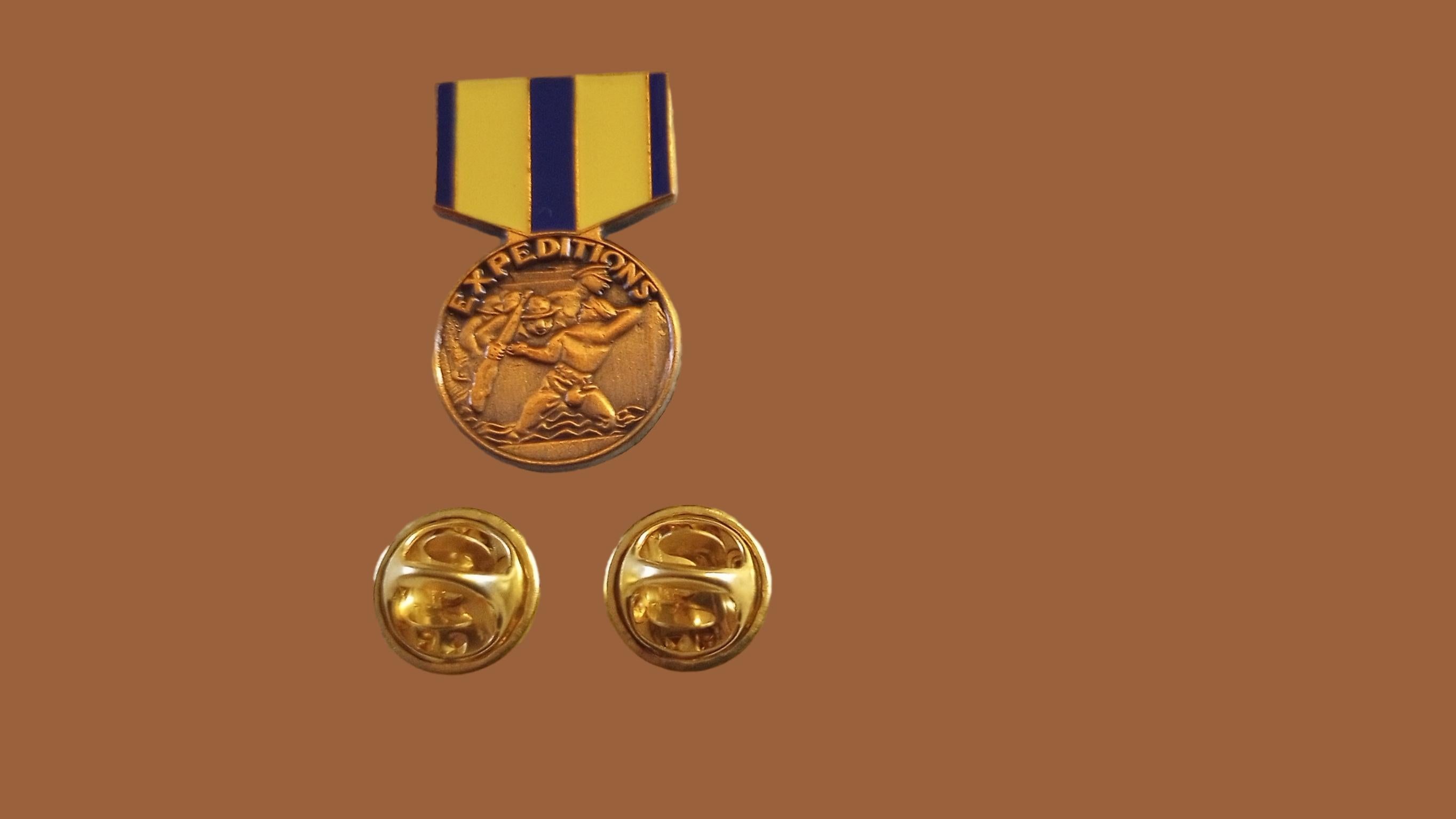U.S MILITARY NAVY EXPEDITIONARY MEDAL HAT LAPEL PIN MINIATURE SIZE 1 1 ...