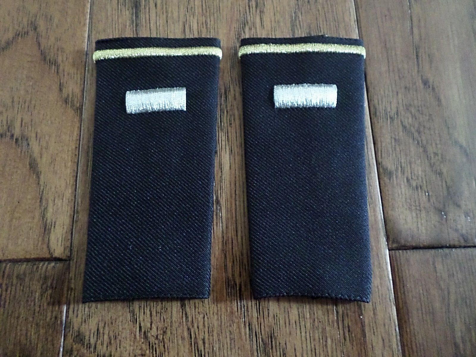 U.S MILITARY ARMY EPAULETS 1st LIEUTENANT SHOULDER RANK BLACK USA MADE ...