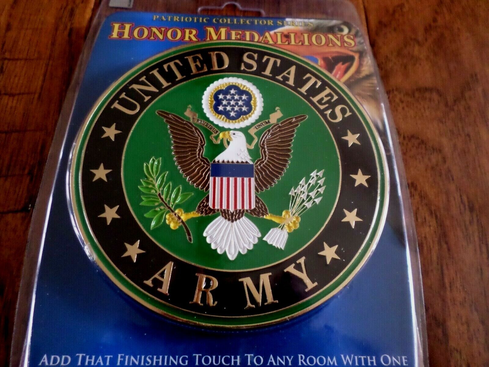 U.S ARMY METAL MEDALLION ENAMEL SHADOW BOX PRESENTATION EMBLEM PLAQUE ...