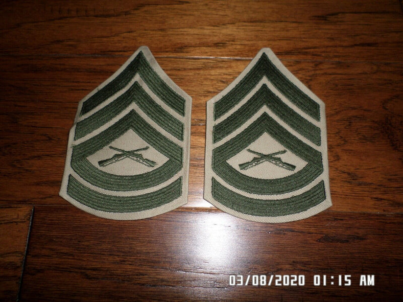 MARINE CORPS GUNNERY SERGEANT SHOULDER PATCHES SERVICE KHAKI UNIFORM C ...