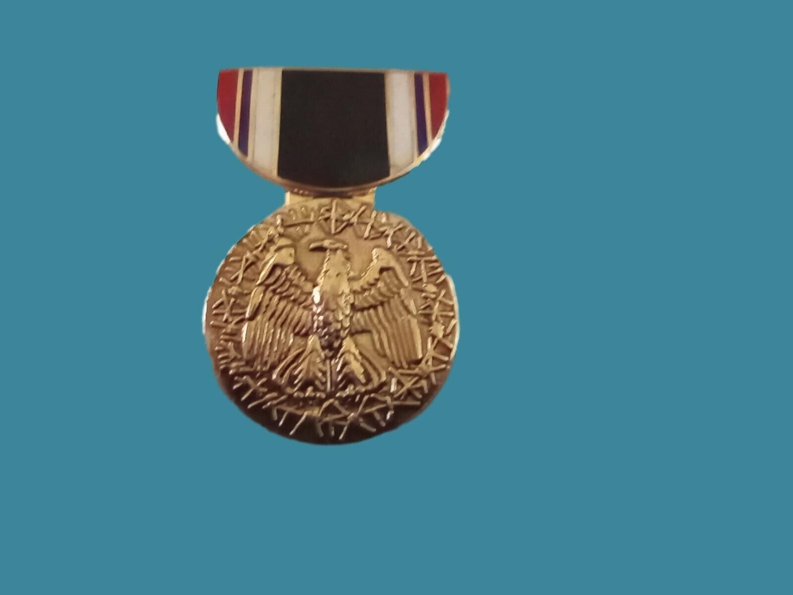 U.S MILITARY PRISONER OF WAR MEDAL HAT LAPEL PIN MINI SIZE 1 1/8 ...