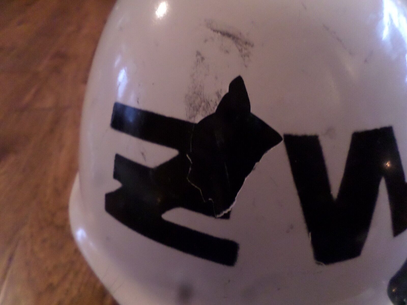 MILITARY WHITE POLISH POLICE HELMET COMPLETE WITH LINER AND CHIN STRAP ...